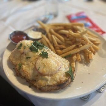 CUTTERS CRABHOUSE - Updated May 2024 - 1827 Photos & 1697 Reviews ...