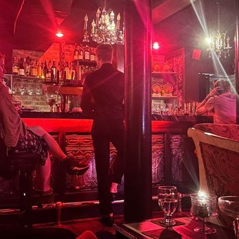 BETTY LOU’S LIBRARY - Updated December 2025 - 87 Photos & 131 Reviews ...