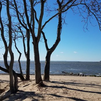WEED BEACH PARK - Updated October 2025 - 12 Photos - 155 Waterlane Rd ...