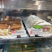 KROWN BAKERY & EATERY - 121 Photos & 84 Reviews - Bakeries - 530 W Main ...