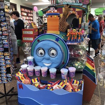 SHRIVER’S SALT WATER TAFFY & FUDGE - Updated August 2025 - 57 Photos ...