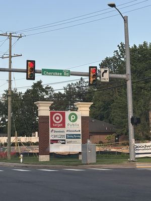 TARGET - Updated April 2026 - 39 Photos & 20 Reviews - 7107 Forest Hill ...