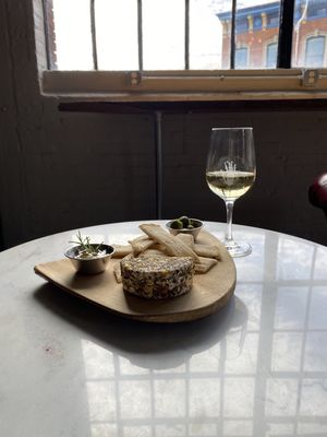 THE SKELETON ROOT - Updated June 2024 - 216 Photos & 89 Reviews - 38 W ...