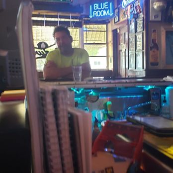 MAVERICKS BAR - Updated October 2025 - 16 Photos & 17 Reviews - 2030 W ...