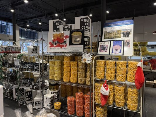 NUTS ON CLARK - Updated January 2026 - 47 Photos & 86 Reviews - 3830 N ...