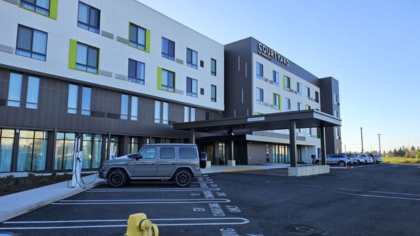 COURTYARD BY MARRIOTT - Updated October 2025 - 12 Photos & 13 Reviews ...