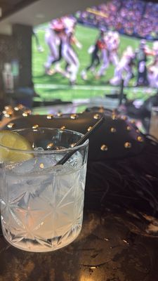 FIVE O FORE - Updated September 2025 - 38 Photos & 32 Reviews - 3800 ...