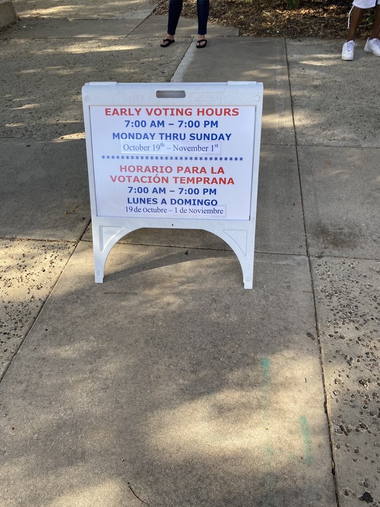 ORMOND BEACH PUBLIC LIBRARY - Updated August 2024 - 17 Photos & 15 ...