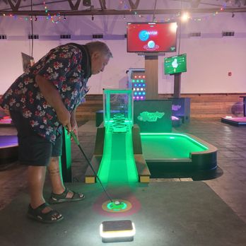 DECOY - Updated January 2026 - 17 Photos & 15 Reviews - 123 Green St NE ...