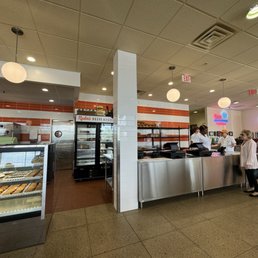 RADIN’S DELICATESSEN - Updated December 2025 - 179 Photos & 127 Reviews ...