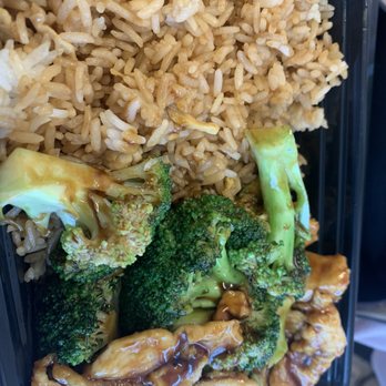 GOLDEN DRAGON - Updated October 2025 - 16 Photos & 30 Reviews - 7 S 6th ...