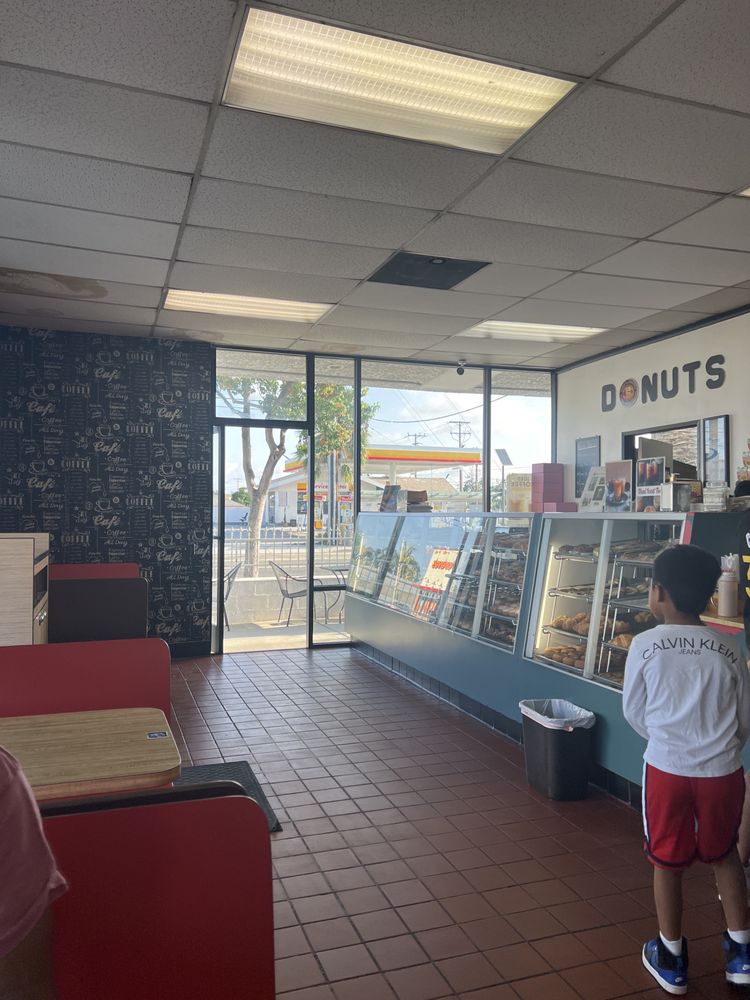TONY’S DONUTS - Updated July 2025 - 17 Reviews - 5150 Florence Ave ...