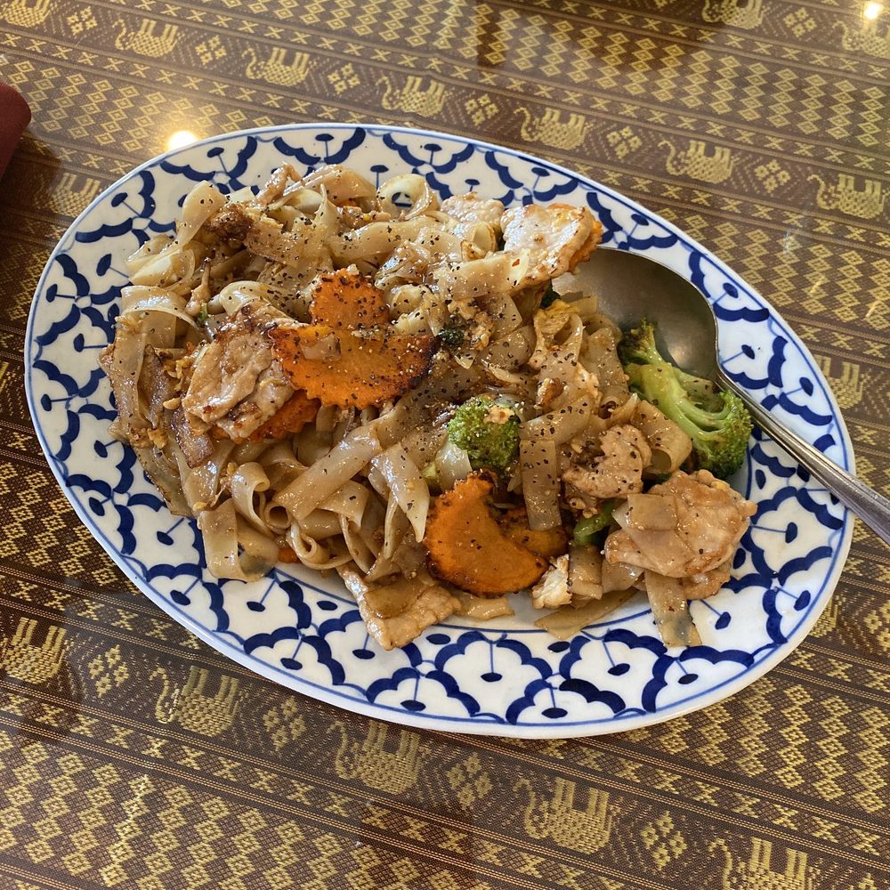 MAI THAI - 107 Photos & 113 Reviews - 4272 Washington Rd, Evans ...