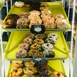 PAINTED DOUGH - Updated June 2024 - 2043 Photos & 1387 Reviews - 5702 ...