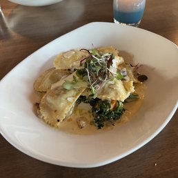 OXBOW URBAN KITCHEN - Updated July 2025 - 193 Photos & 203 Reviews ...