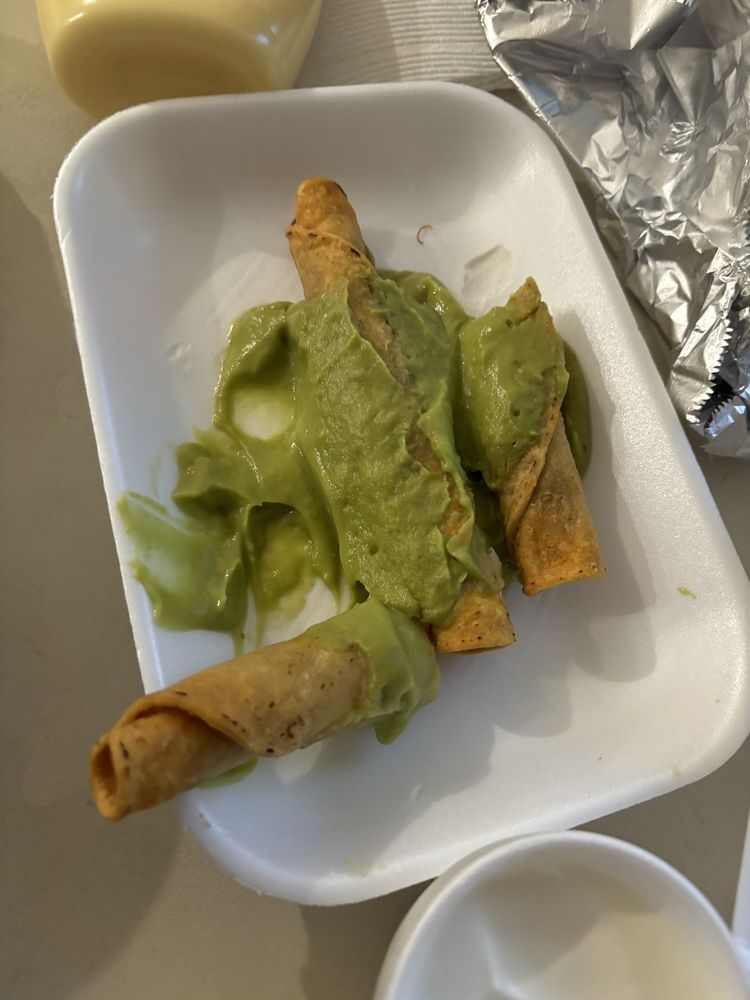 POLIBERTOS TACO SHOP - Updated July 2025 - 49 Photos & 68 Reviews ...