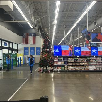 WALMART - Updated November 2025 - 71 Photos & 98 Reviews - 9555 S Post ...