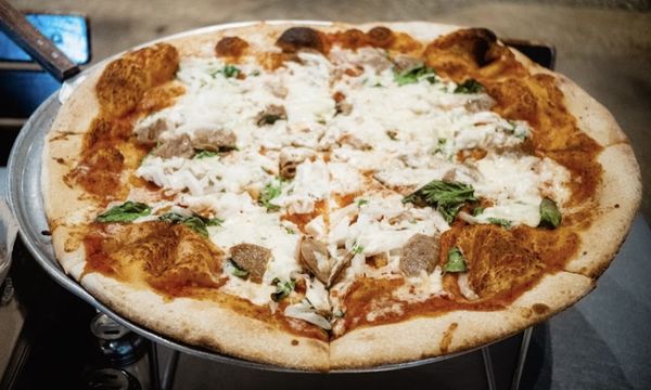 PIZZA RADIOACTIVE - Updated December 2025 - 2710 N Orange Ave, Orlando ...