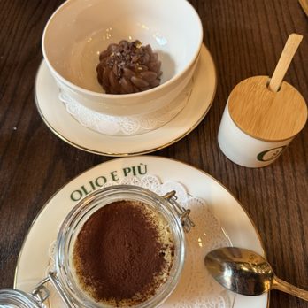 OLIO E PIÙ - Updated December 2025 - 90 Photos & 23 Reviews - 1065 Ave ...