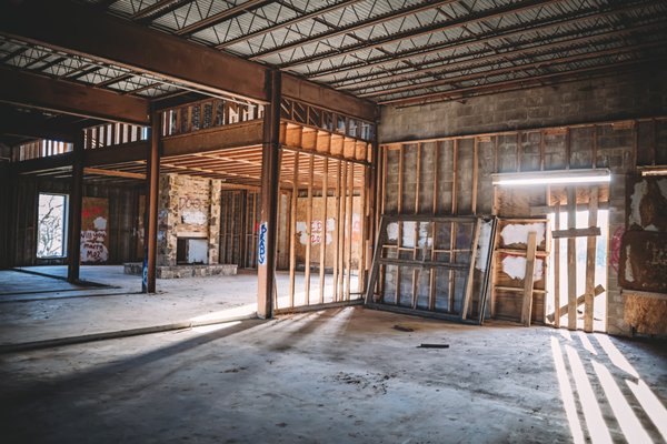 BELLA MANSIONS - Updated December 2025 - 17 Photos - 2101 S Stemmons St ...