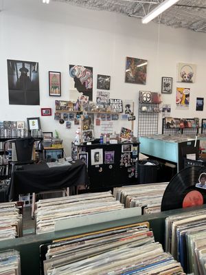 DISC GO ROUND - Updated January 2026 - 13 Photos - 4646 Everhart Rd ...