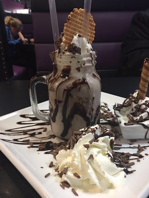 CREAMS - Updated October 2024 - 27 Photos - 562-564 Kingsland Road ...