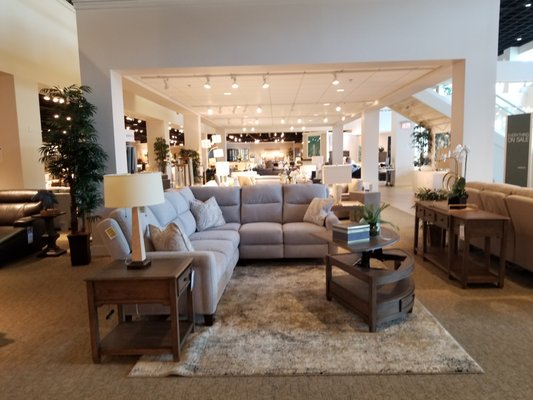 HAVERTYS FURNITURE - Updated November 2025 - 15 Photos & 24 Reviews ...