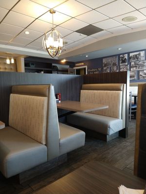 COLONIAL DINER - Updated January 2026 - 165 Photos & 235 Reviews - 924 ...