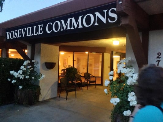 ROSEVILLE COMMONS SENIOR LIVING - Updated October 2025 - 15 Photos & 12 ...