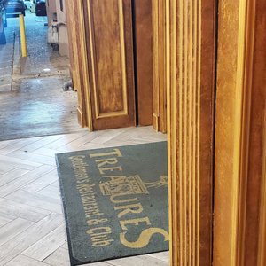 THE PENDULUM CLUB SOUTH - Updated January 2026 - 8101 Airport Blvd ...