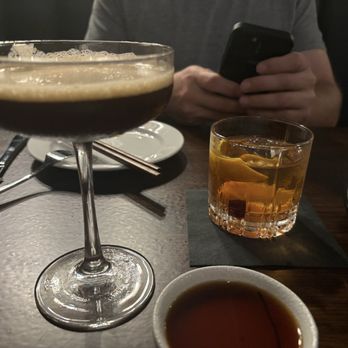 BARONS ON 1ST - Updated October 2025 - 147 Photos & 44 Reviews - 302 E ...