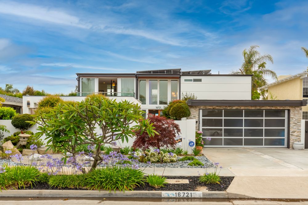 JEFF LOFTUS - KELLER WILLIAMS - Updated January 2025 - 51 Photos - 6621 ...