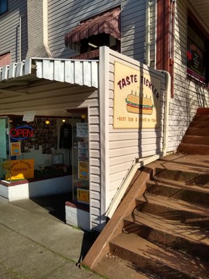 TASTE TICKLER - Updated January 2025 - 192 Photos & 431 Reviews - 1704 ...