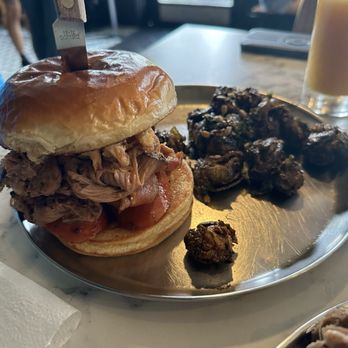 EASY ‘QUE - Updated April 2025 - 1134 Photos & 659 Reviews - 767 Kailua ...