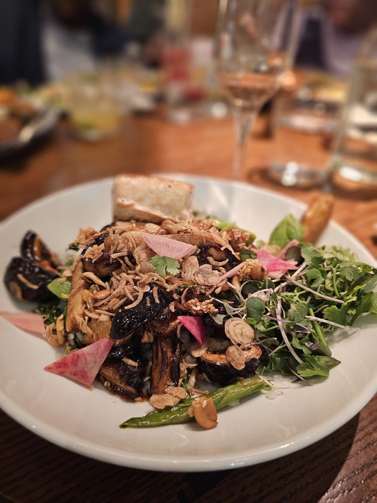 BEATRIX - Updated March 2025 - 822 Photos & 524 Reviews - 272 Oakbrook ...