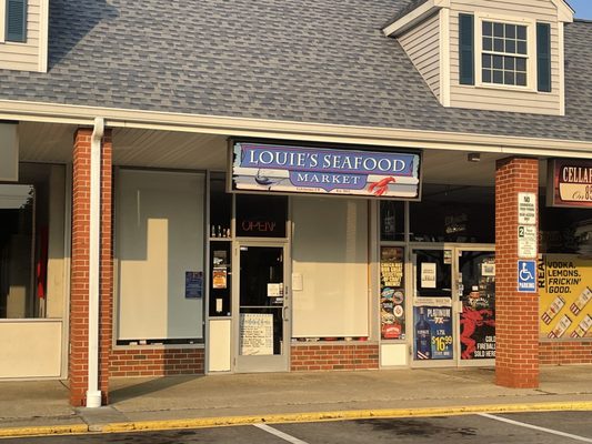LOUIE’S SEAFOOD MARKET - Updated January 2026 - 20 Reviews - 119 S Main ...