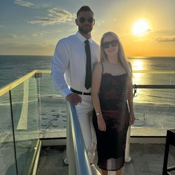 LEVEL 11 ROOFTOP BAR & LOUNGE - Updated May 2024 - 382 Photos & 181 ...