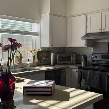 PIEFECTION - Updated December 2025 - 70 Photos & 91 Reviews - 2100 W ...