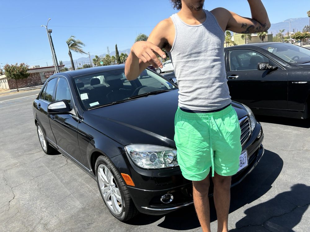 CARS LANDING - Updated December 2025 - 12 Reviews - 1384 N La Cadena Dr ...