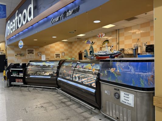 FORT MEADE COMMISSARY - Updated September 2025 - 20 Photos & 37 Reviews ...