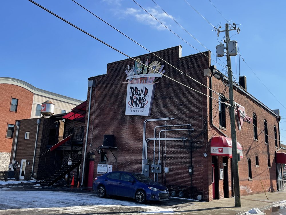 BROAD RIPPLE VILLAGE - Updated December 2025 - 25 Photos - 6323 ...