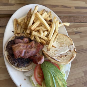 BILL’S PLACE - Updated January 2025 - 484 Photos & 888 Reviews - 2315 ...