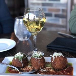 WINGS OVER ROCHESTER - 70 Photos & 71 Reviews - Chicken Wings - 2973 W ...