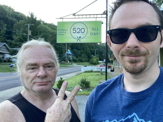 THE 520 CAFE - Updated December 2024 - 520 Bloomington Rd, East Peoria ...