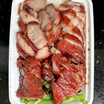 CORNER 28 - Updated August 2024 - 723 Photos & 240 Reviews - 135-24 ...