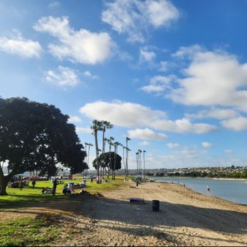 PLAYA PACIFICA - Updated November 2025 - 20 Photos - 2195 E Mission Bay ...