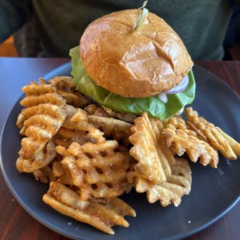 ICE JAM INN - Updated October 2025 - 69 Photos & 45 Reviews - 12134 ...