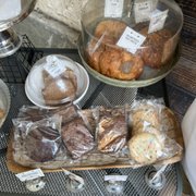 LUCKY LAB COFFEE - 287 Photos & 231 Reviews - 2421 San Antonio St ...