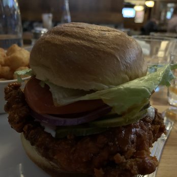 THE REVELER - Updated July 2024 - 56 Photos & 105 Reviews - 3403 N ...