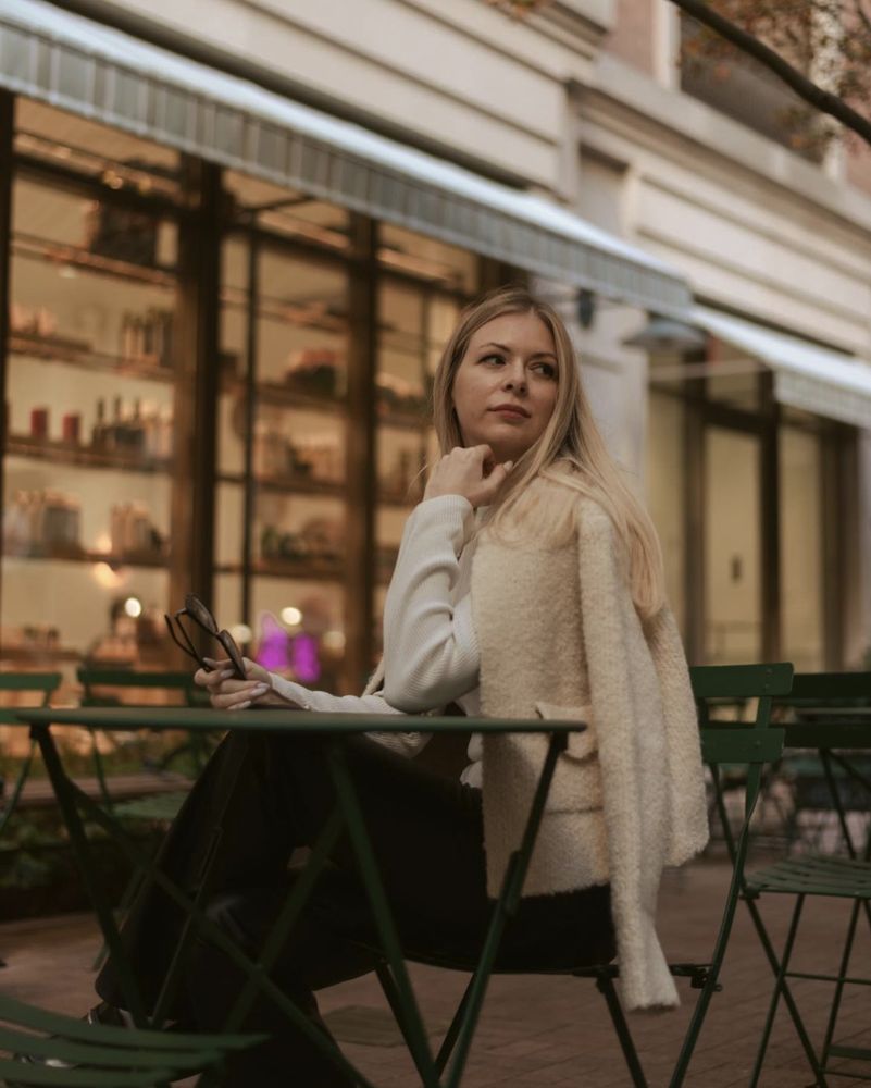 EVA PHOTOGRAPHER - Request a Quote - 32 Photos - Santa Monica ...